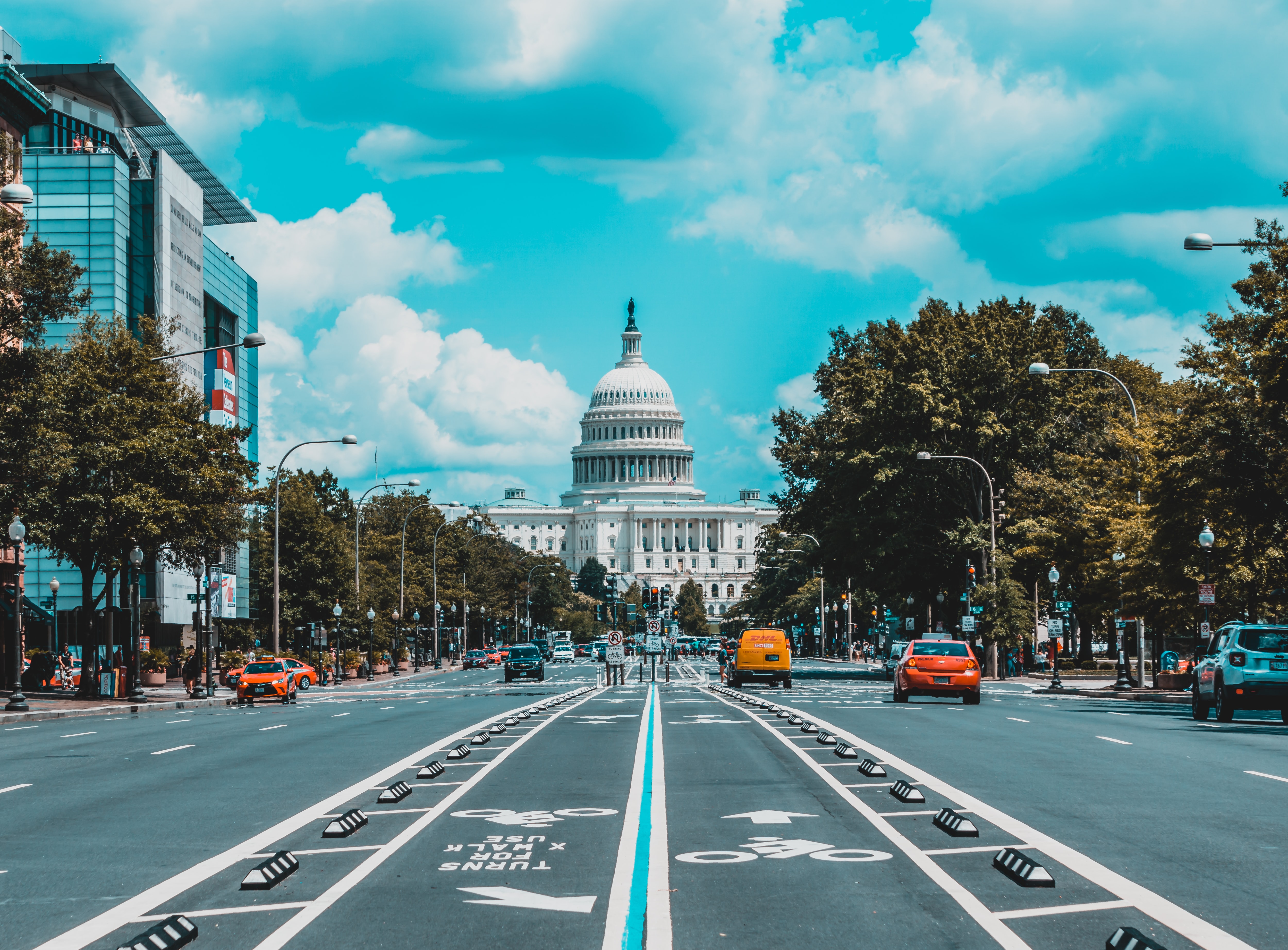 US Capitol Building from a distance | Demos